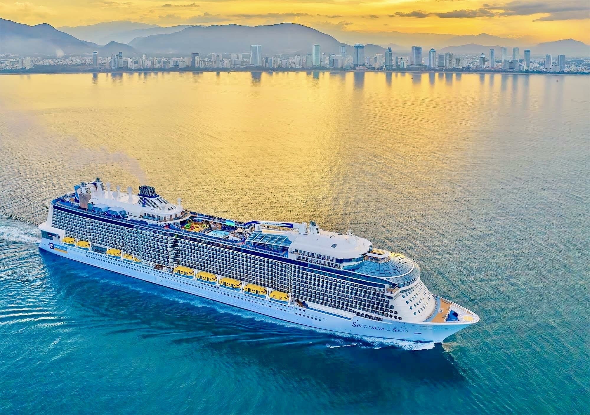 Spectrum of the Seas: Khám Phá Nghỉ Dưỡng Thượng Lưu Qua Thượng Hải ...